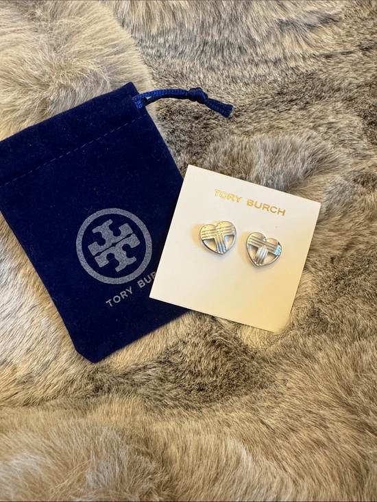 Tory Burch | Jewelry | Tory Burch Adeline Fret Stud Earringsauthentic ...